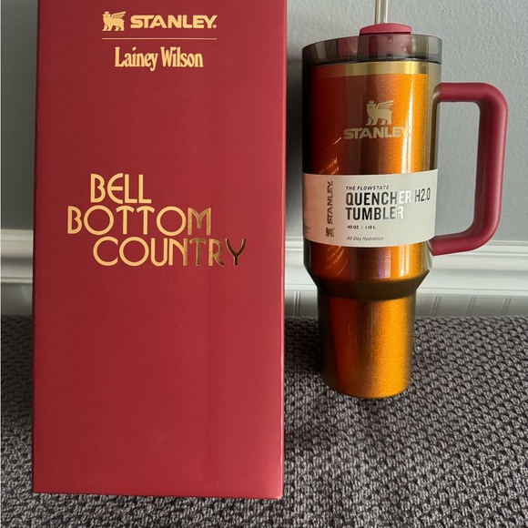 Stanley | Dining | Stanley Lainey Wilson Quencher H2 Tumbler 40 Oz ...